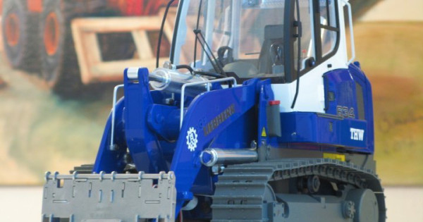 Quick Hitch for LIEBHERR LR643